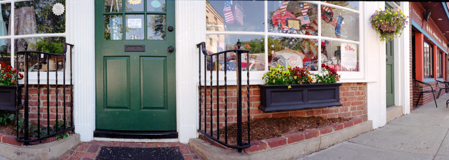 Green and Red – SkipWilliams.com